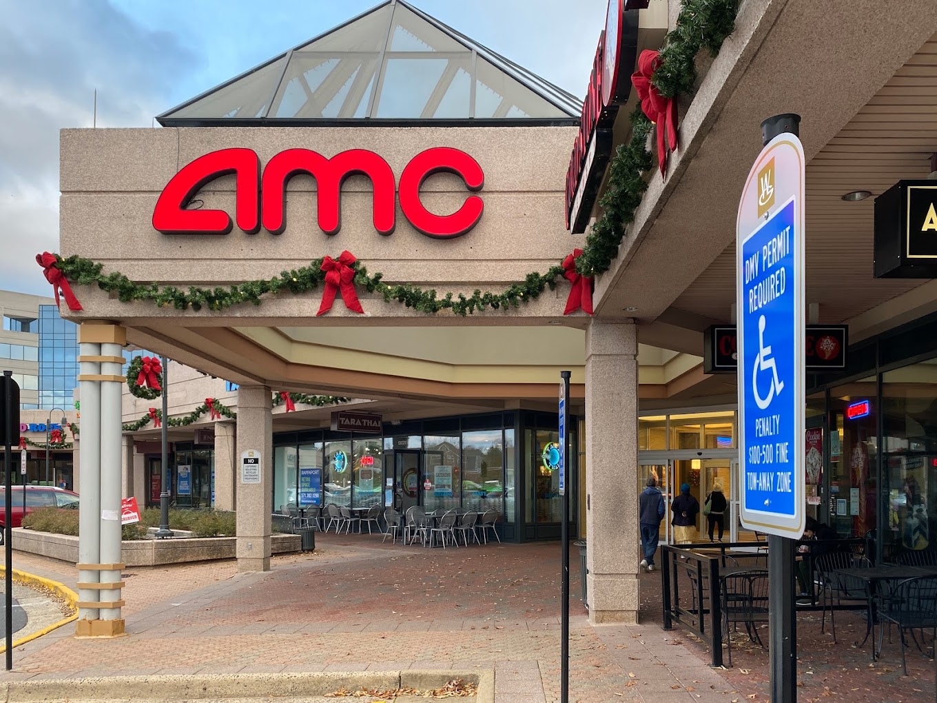 AMC Worldgate 9 Theater in Herndon, VA - Showtimes