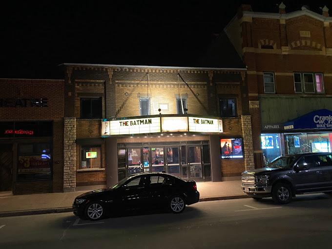 Falls Theatre in River Falls, WI - Screendollars