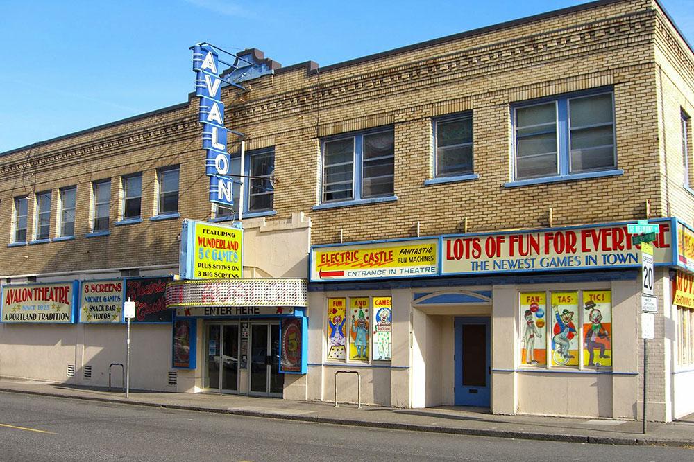 Wunderland Avalon Theatre in Portland, Oregon - Screendollars