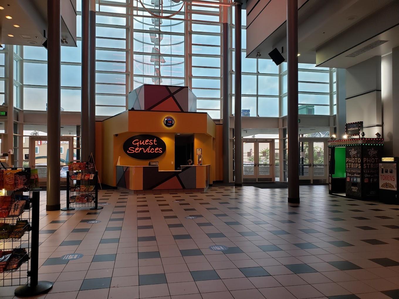 Regal Crossroads - Bellevue - Showtimes & Tickets