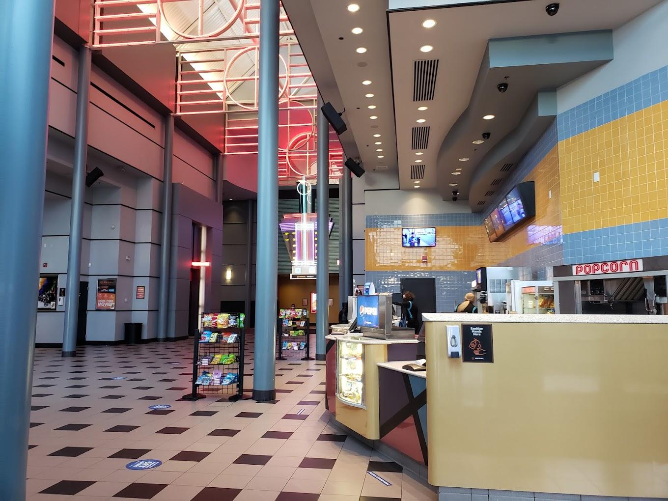 Regal Crossroads - Bellevue - Showtimes & Tickets