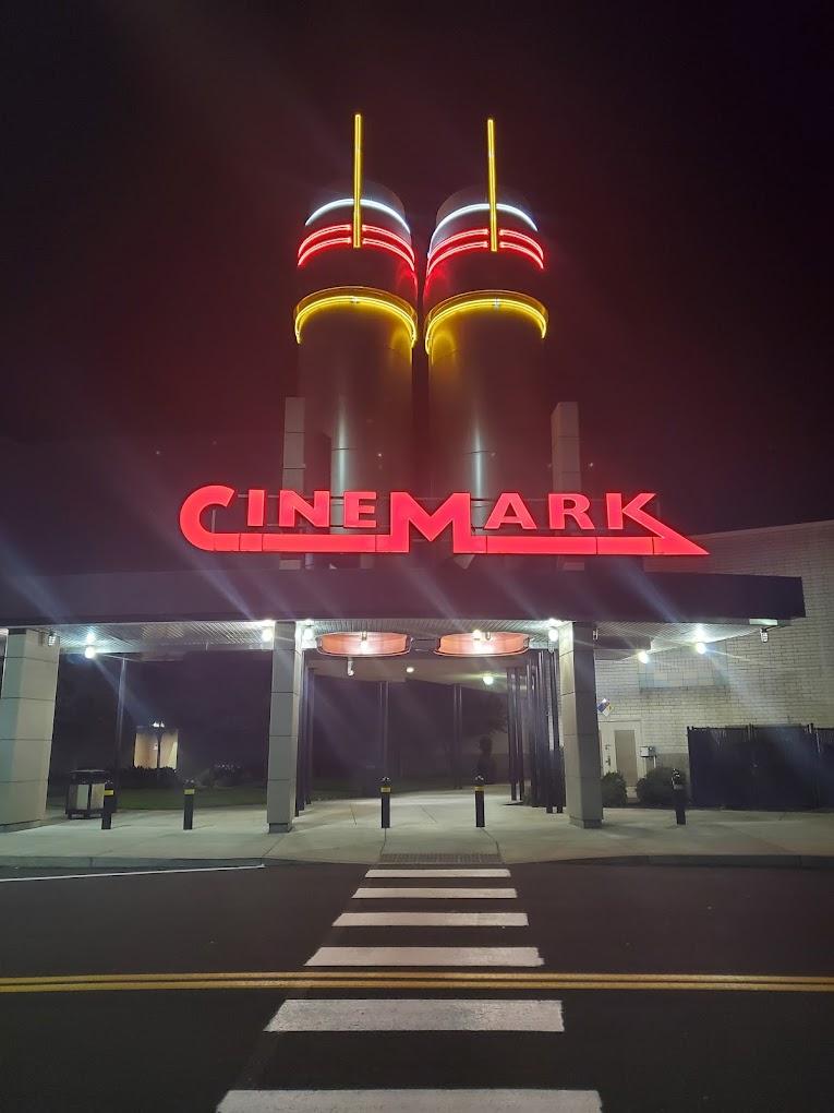 Cinemark Eugene Springfield 17 in Springfield, OR - Screendollars