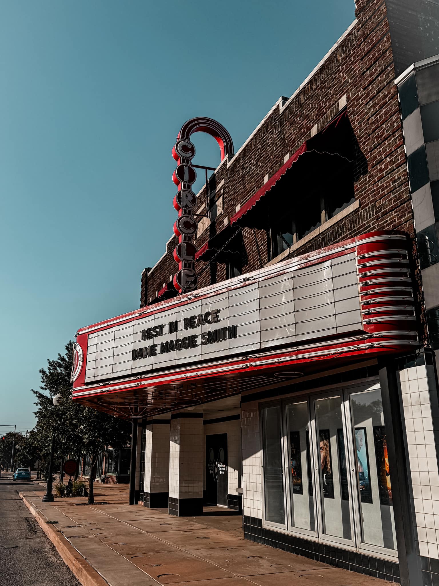 Circle Cinema - Showtimes & Tickets