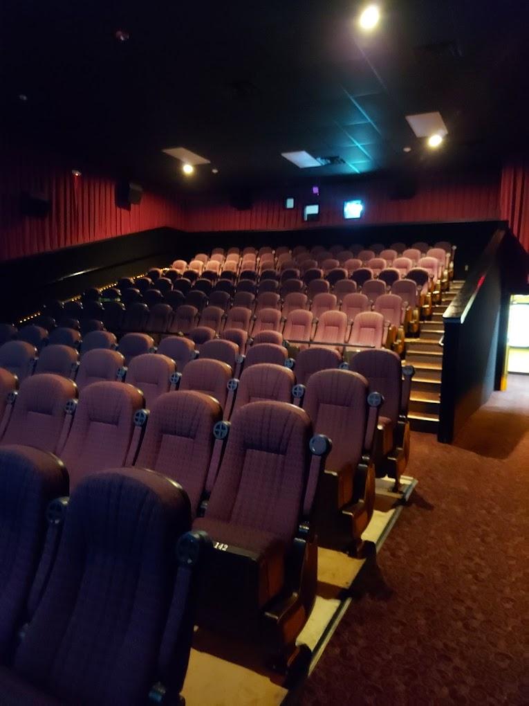 Hollis Globe Cinema 4 - Showtimes & Tickets