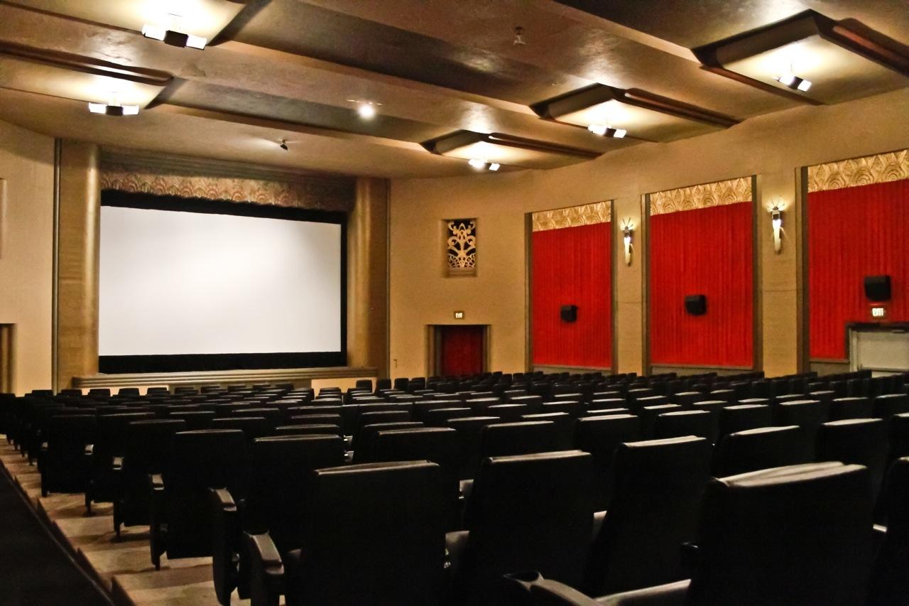 Kiggins Theatre - Showtimes & Tickets
