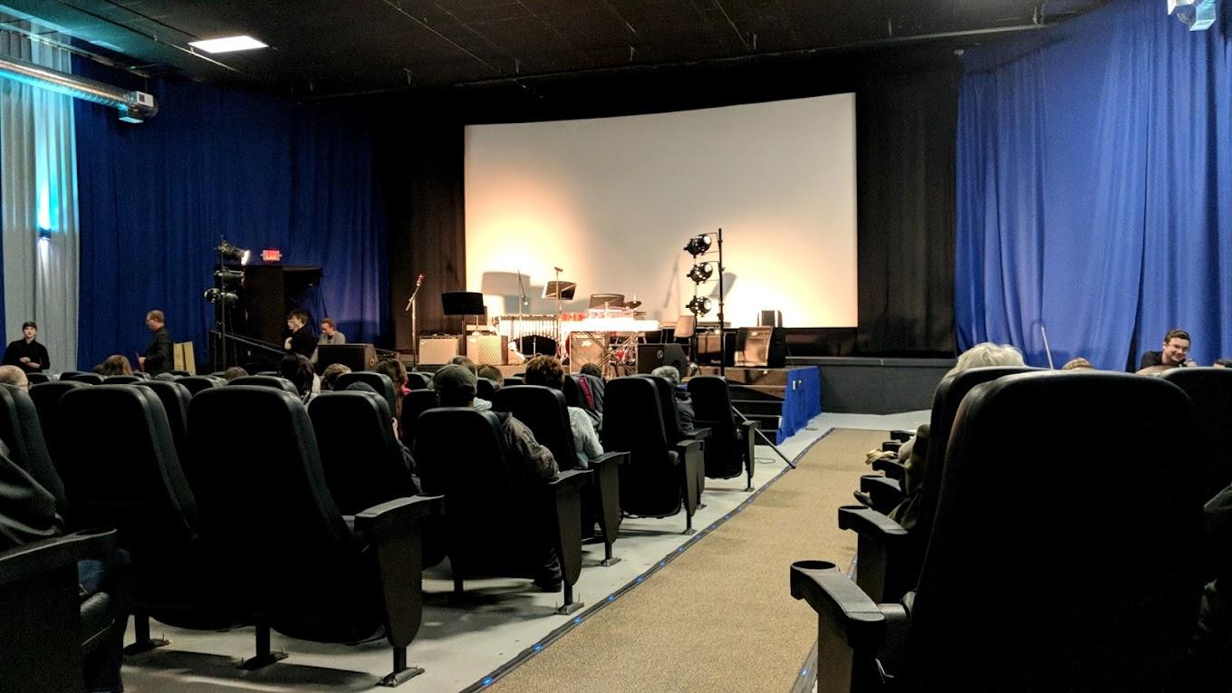 Oak Park Theater - Showtimes & Tickets