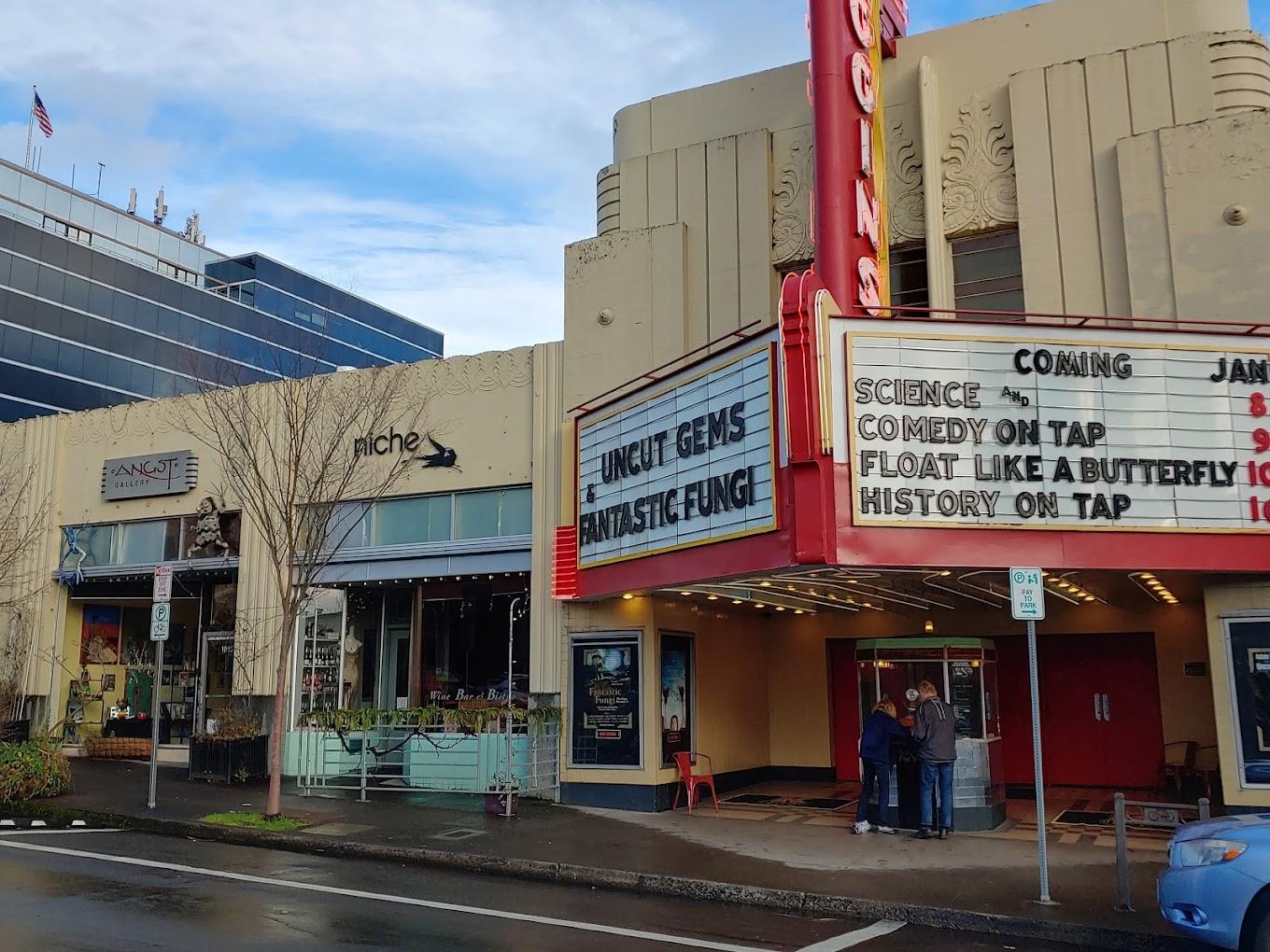 Kiggins Theatre - Showtimes & Tickets