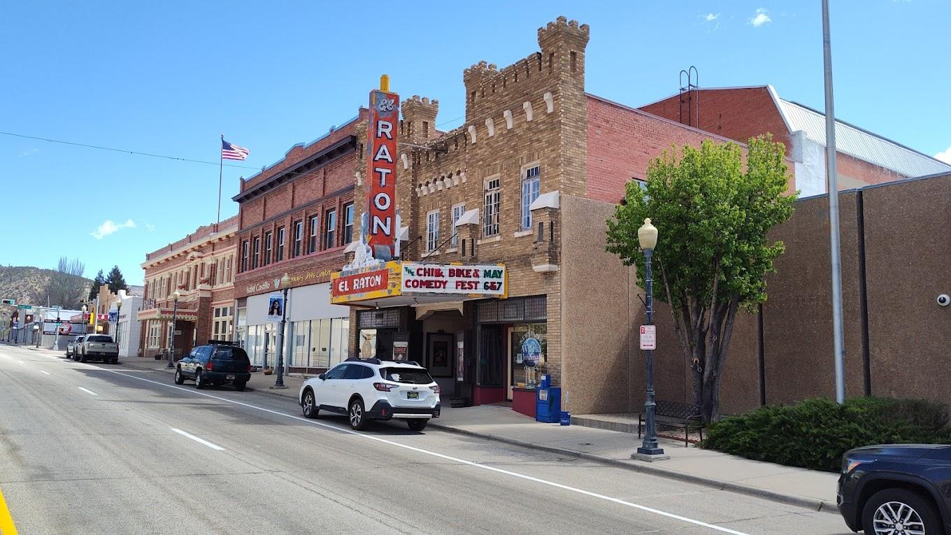 El Raton Theatre - Showtimes & Tickets