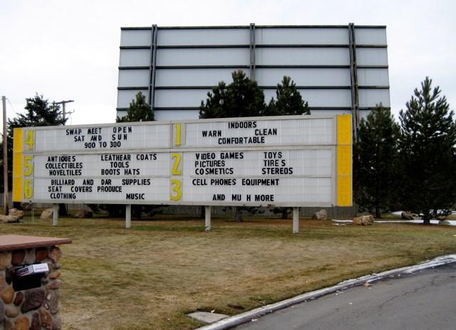 Redwood Drive-In Theatre - Showtimes & Tickets