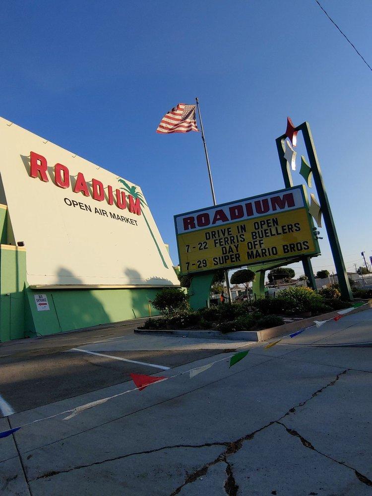 Roadium Drive-In Theatre in Torrance - Showtimes & Tickets