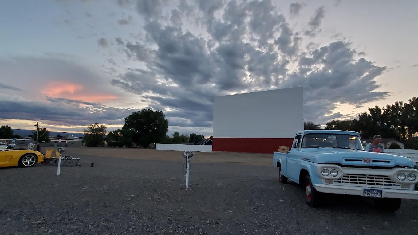 Star Drive-In Theatre - Showtimes & Tickets