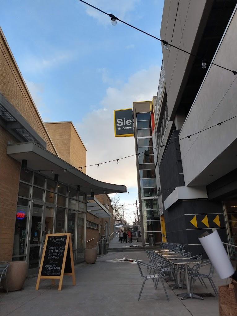 Sie FilmCenter - Showtimes & Tickets