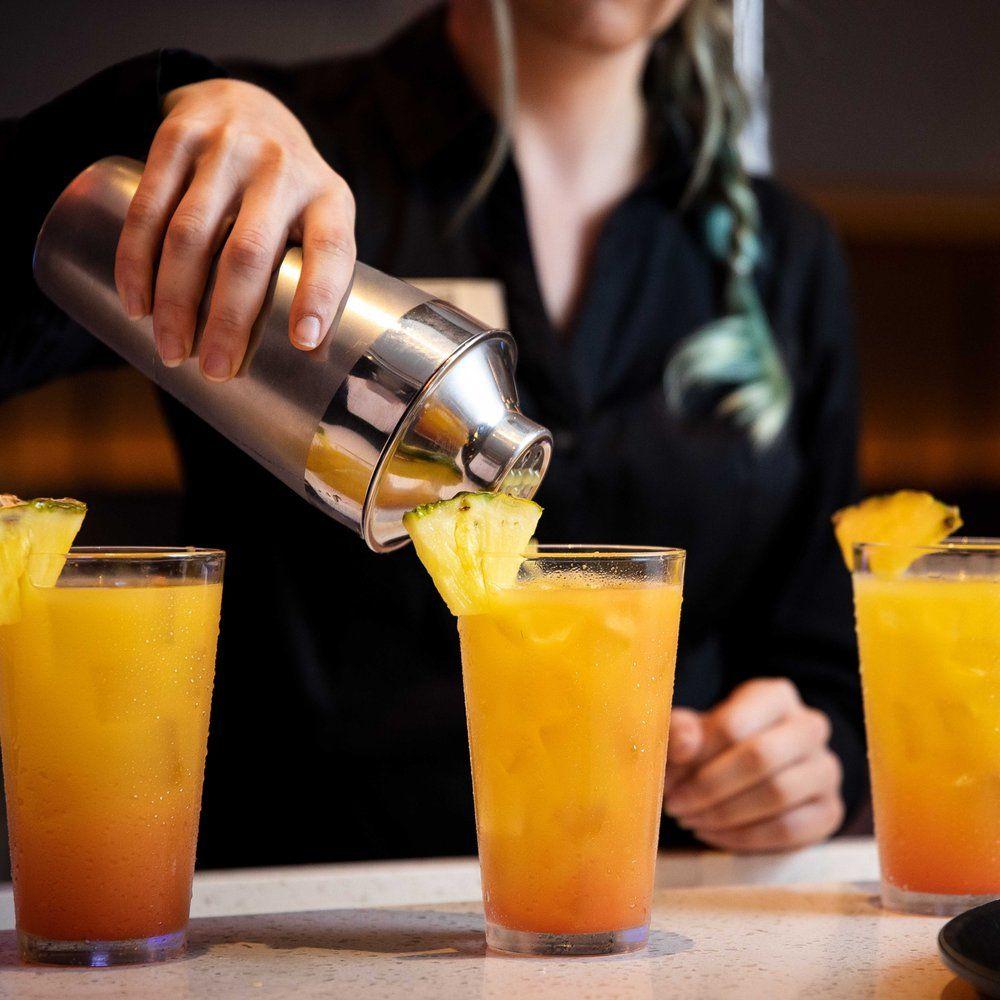 Studio Movie Grill Lincoln Square - Showtimes & Tickets