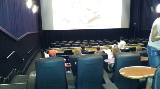 Studio Movie Grill Tyler - Showtimes & Tickets