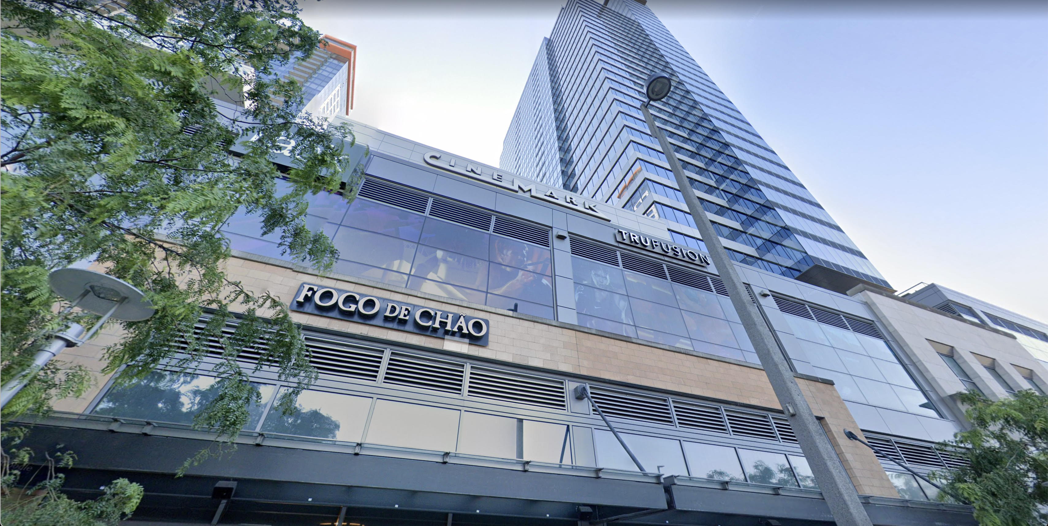 Cinemark Reserve Lincoln Square — Dine-In 21+ - Showtimes & Tickets