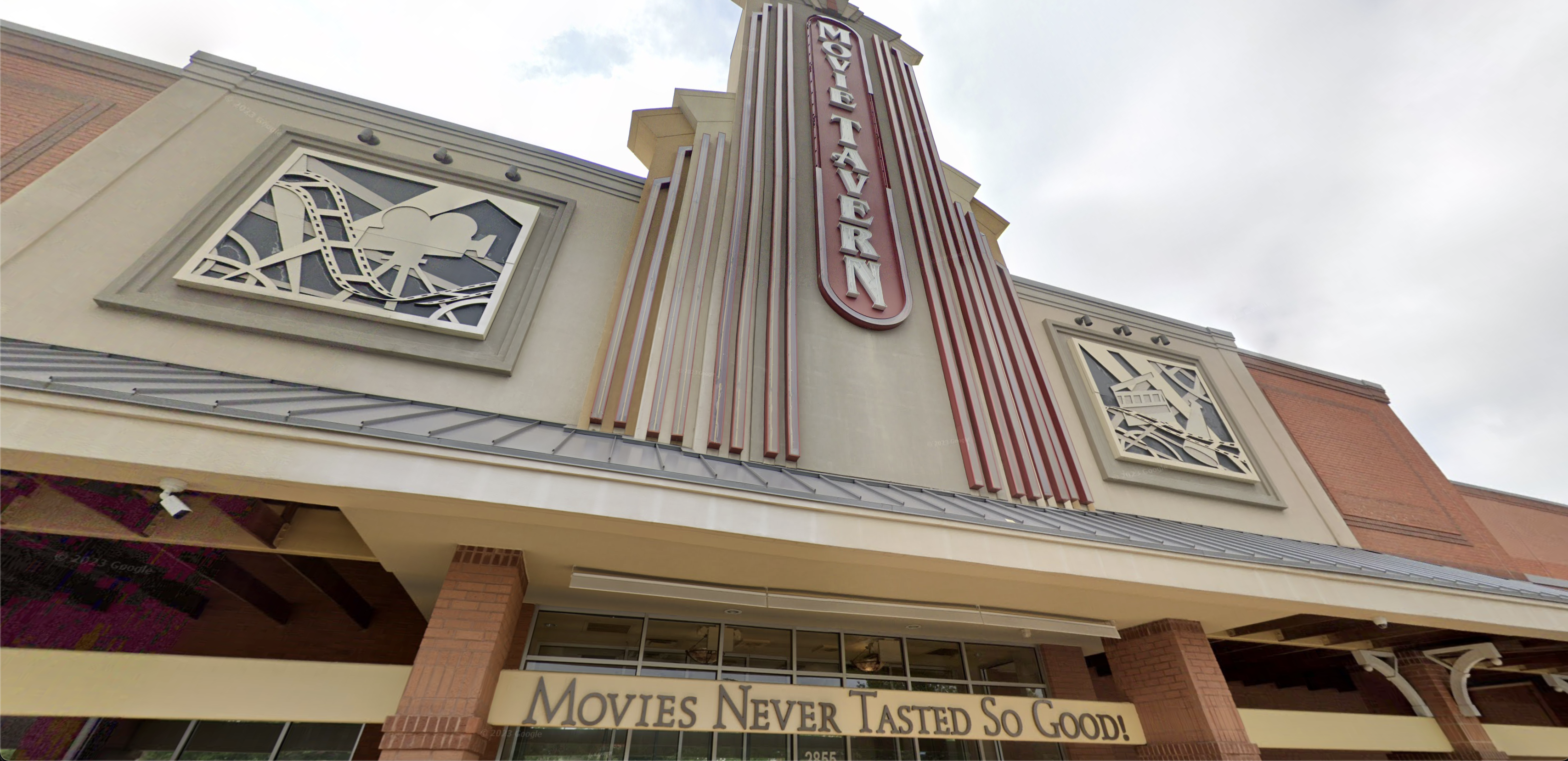 Marcus Horizon Village Cinema - Showtimes & Tickets