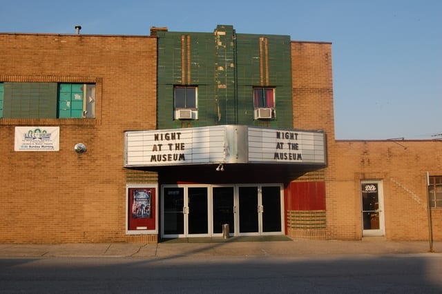 Walnut Theatre - Showtimes & Tickets