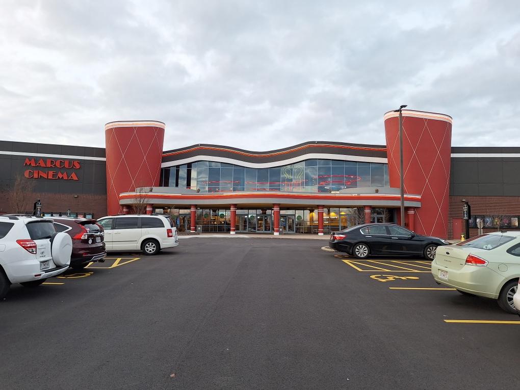 Marcus St. Charles Cinema in St. Charles, MO - Screendollars