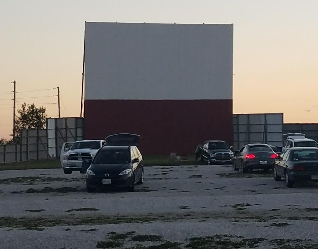 B&B Theatres Moberly Five And Drive - Showtimes & Tickets