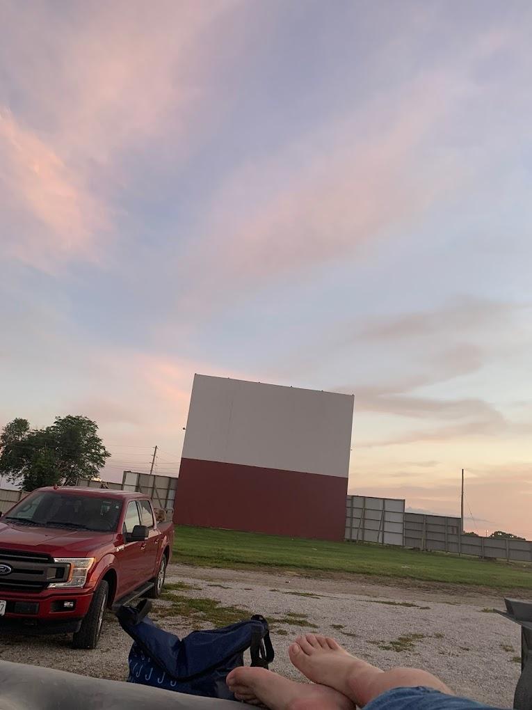 B&B Theatres Moberly Five And Drive - Showtimes & Tickets