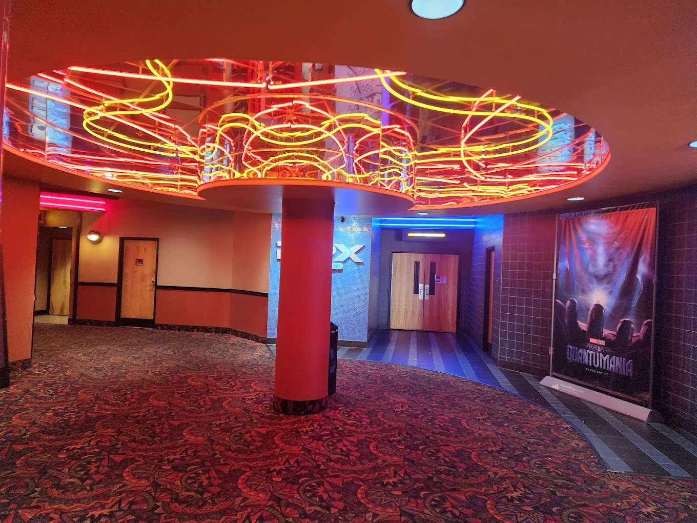 Regal Hamburg Pavilion - Showtimes & Tickets