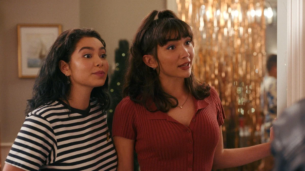 Auli'i Cravalho: Biography, Movies, Net Worth & Photos