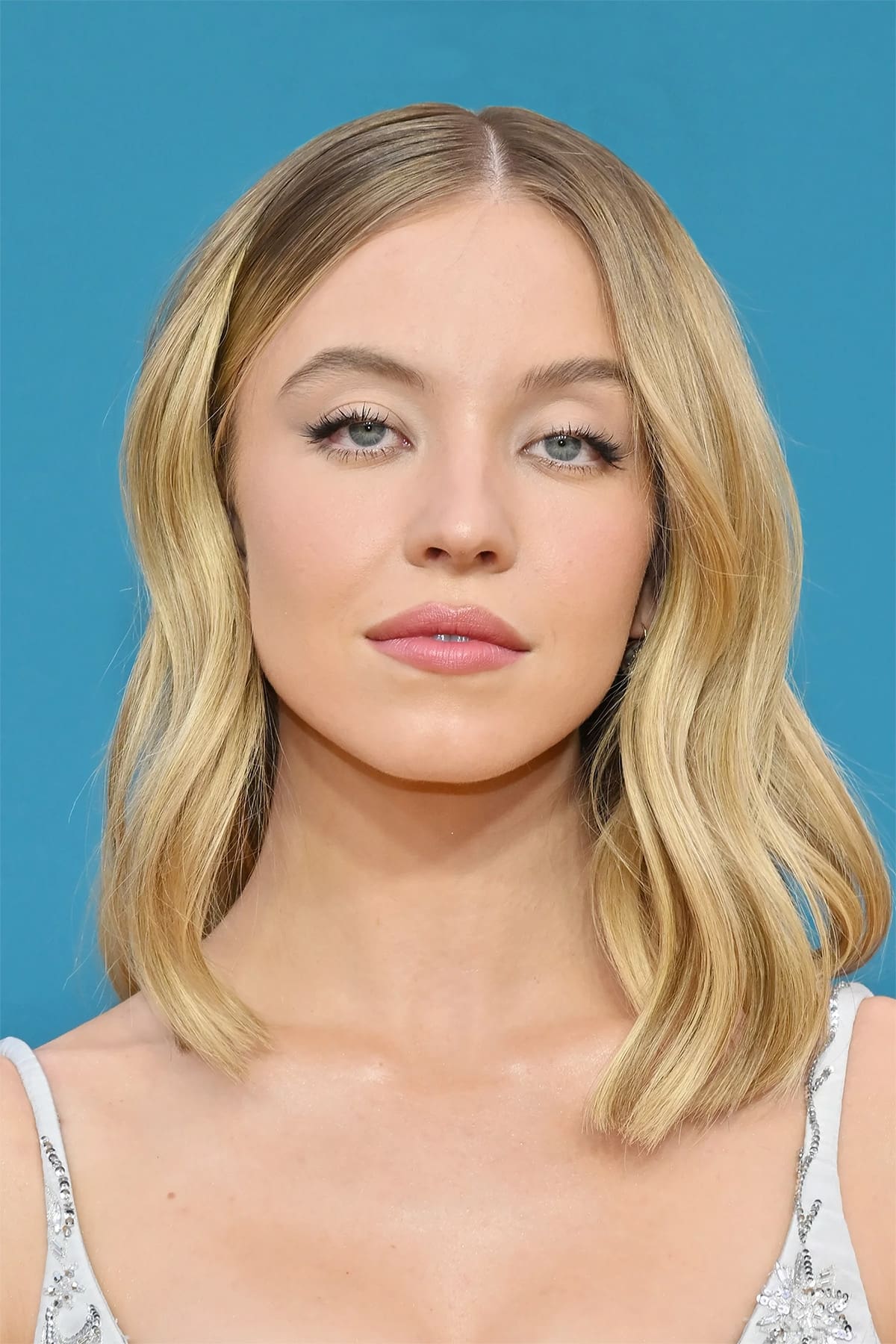 Sydney Sweeney: Biography, Movies, Net Worth & Photos