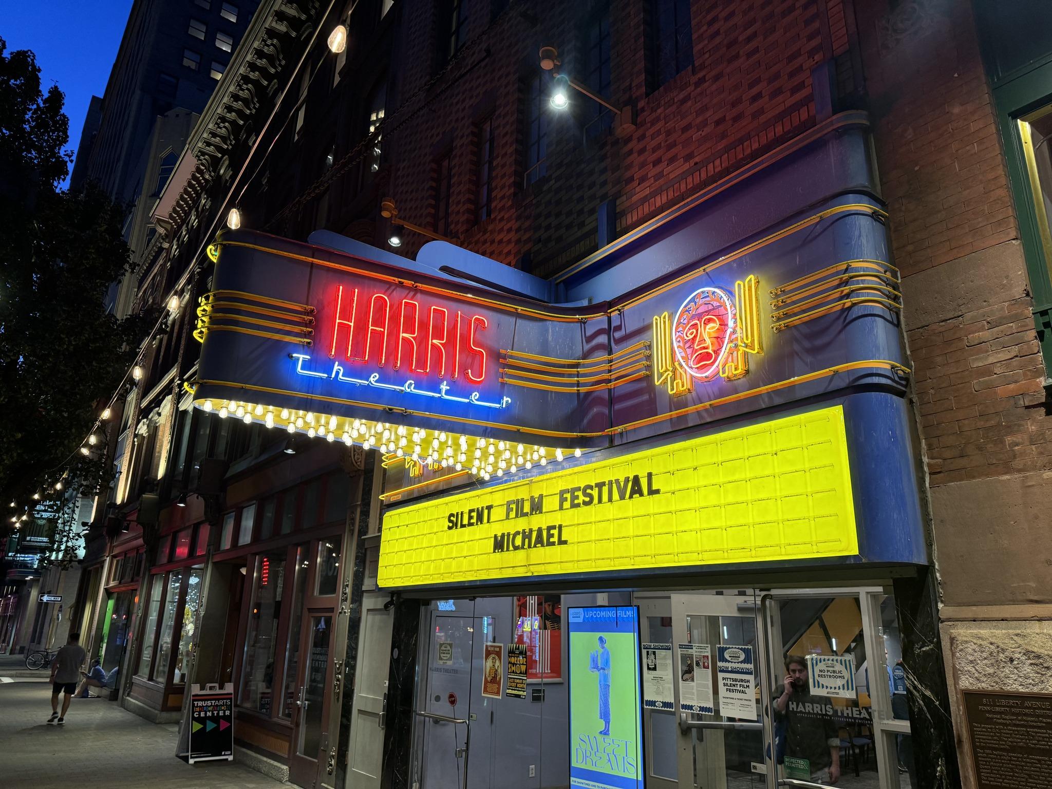 Harris Theater in Pittsburgh, PA - Showtimes