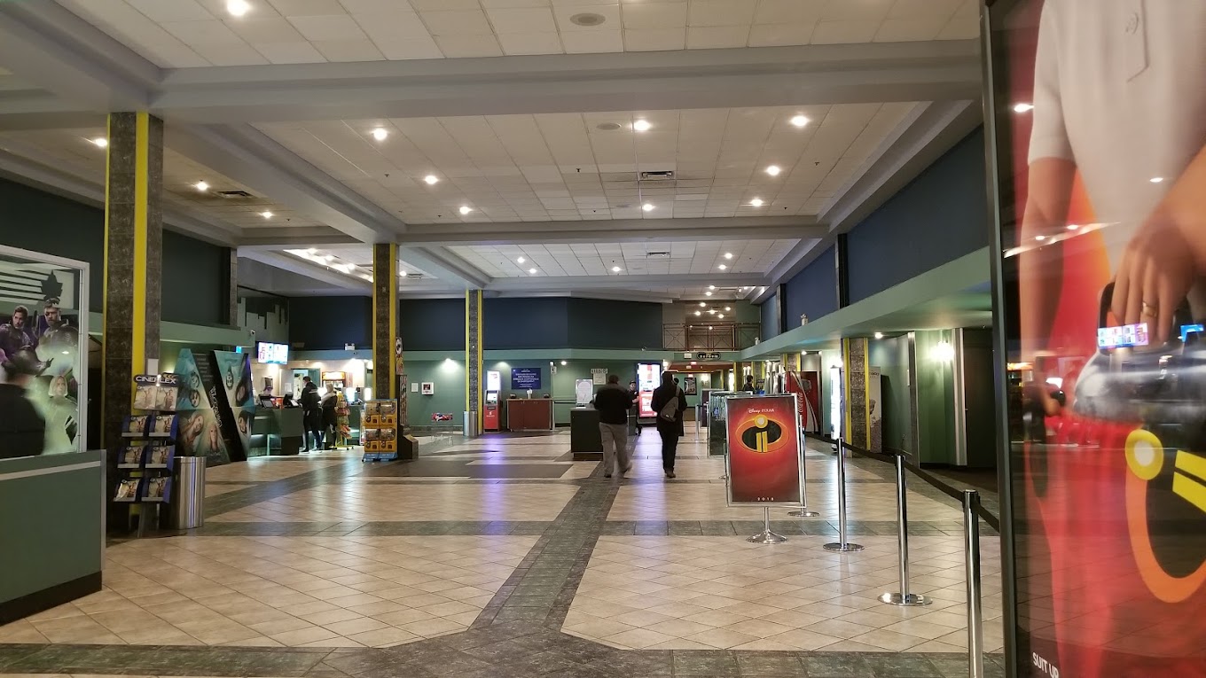 Cinéma Famous Players Carrefour Angrignon - Showtimes & Tickets