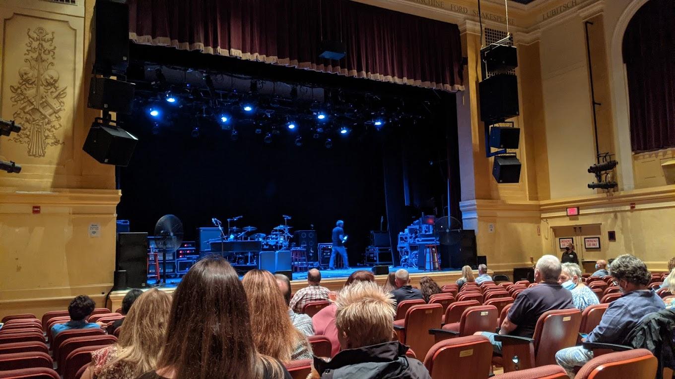Ridgefield Playhouse - Showtimes & Tickets