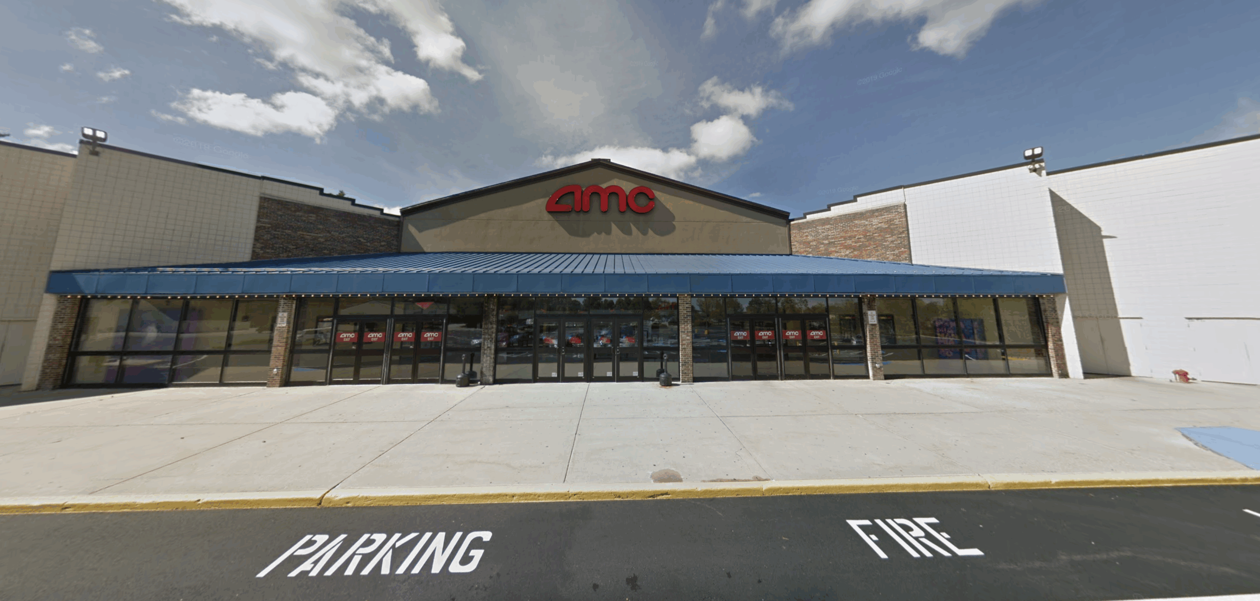 AMC Tyngsboro 12 - Showtimes & Tickets