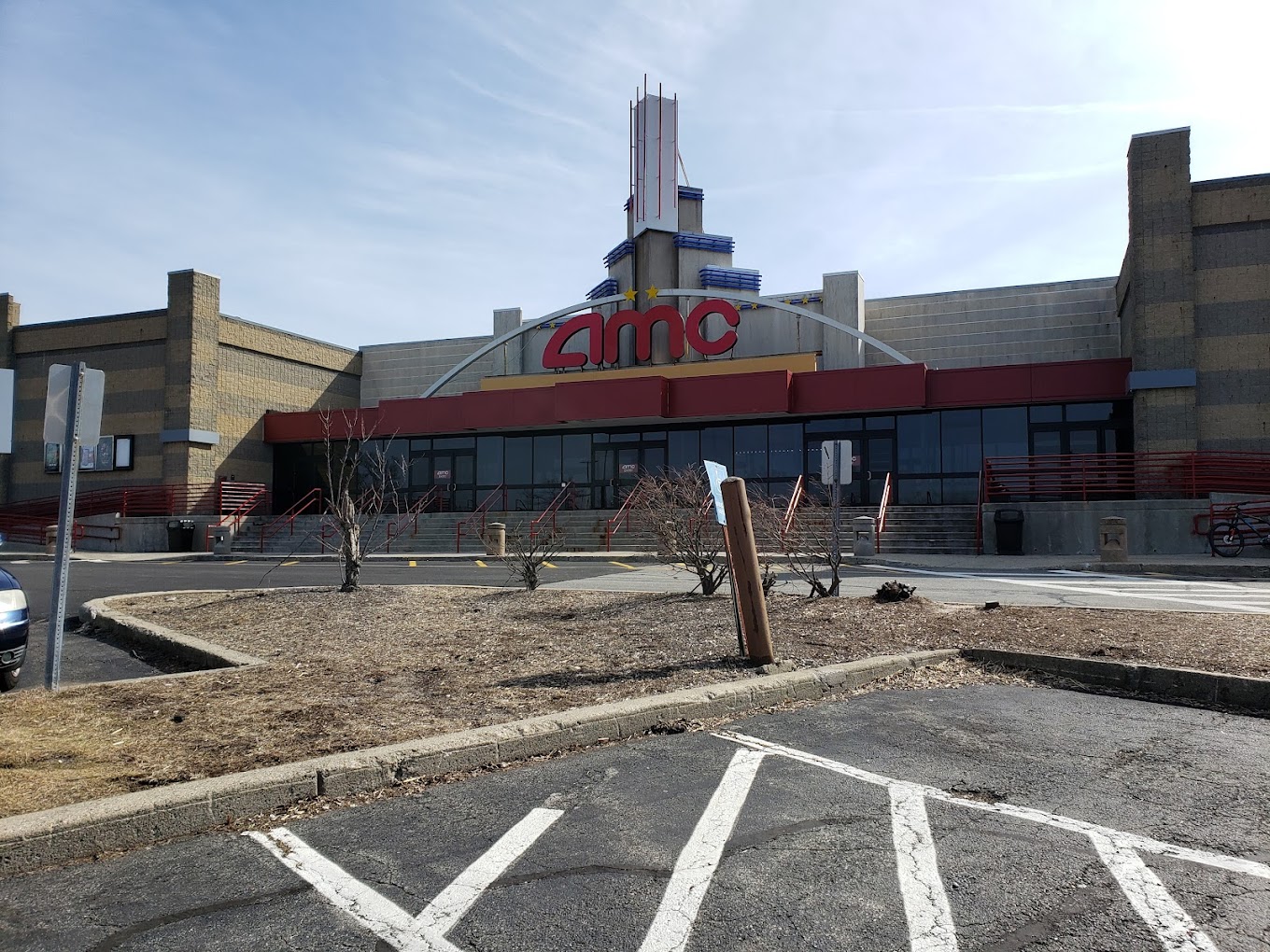 AMC Braintree 10 - Showtimes & Tickets