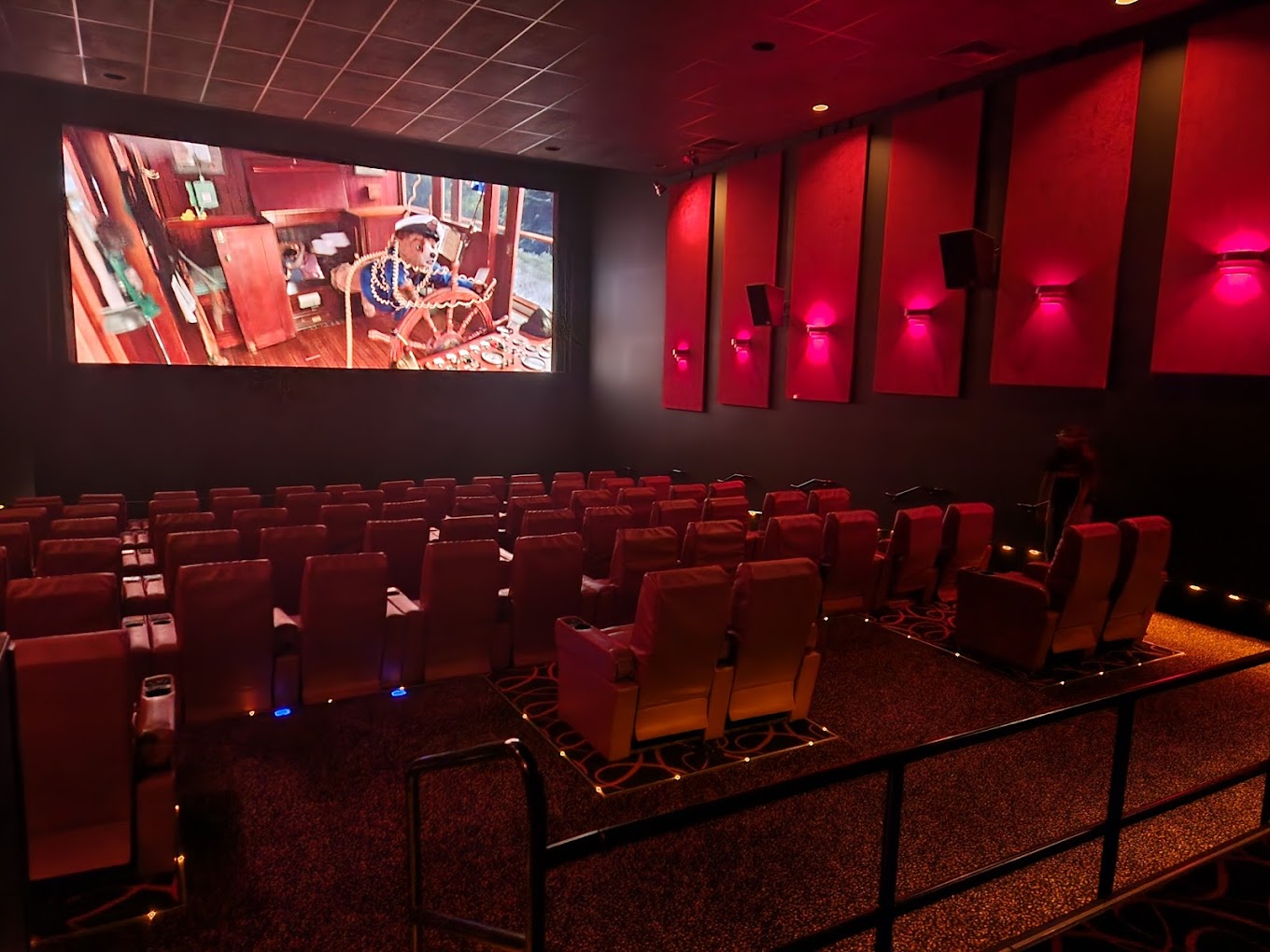 AMC Burlington Cinema 10 - Showtimes & Tickets