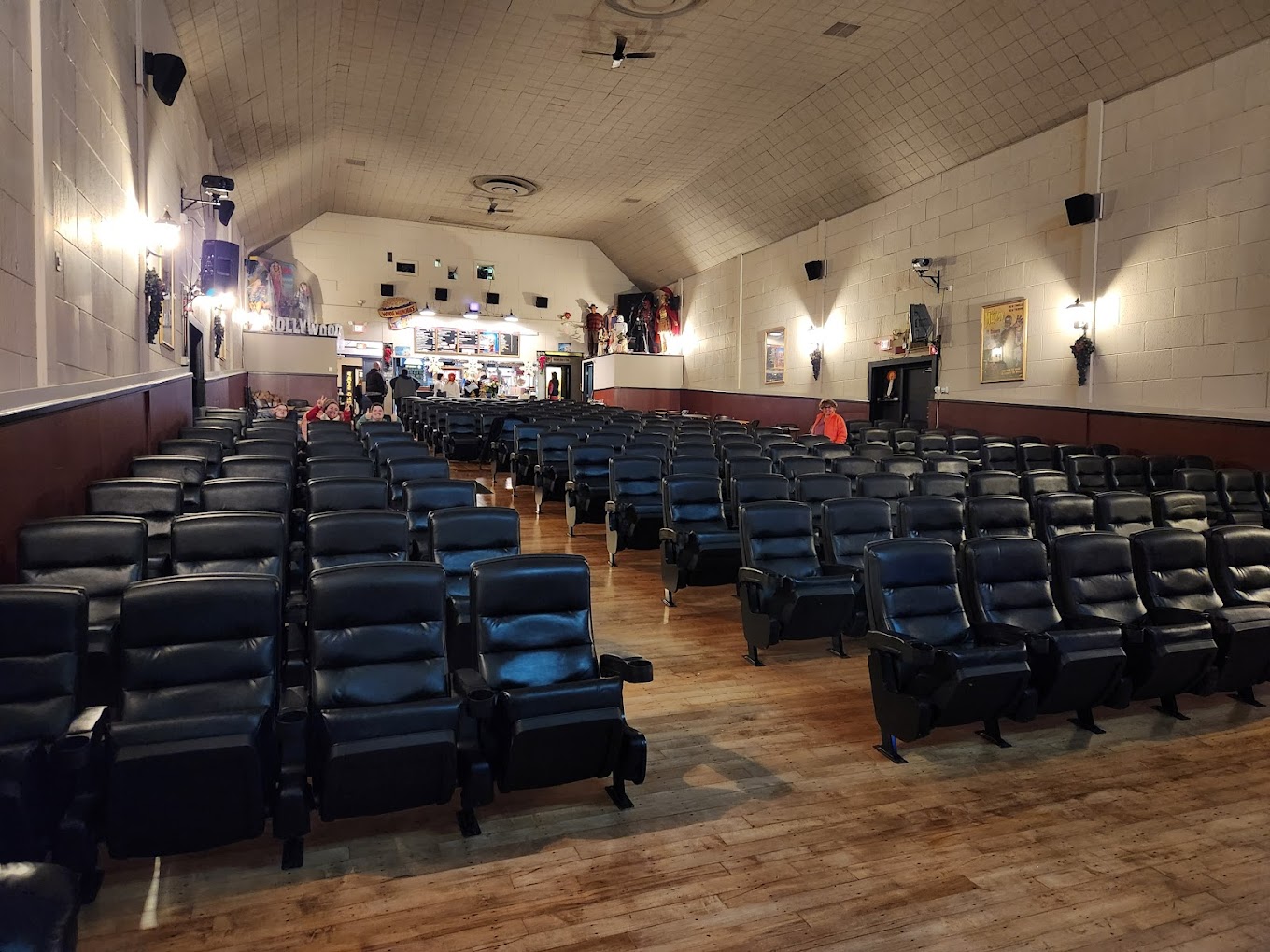 Elm Draught House Cinema - Showtimes & Tickets