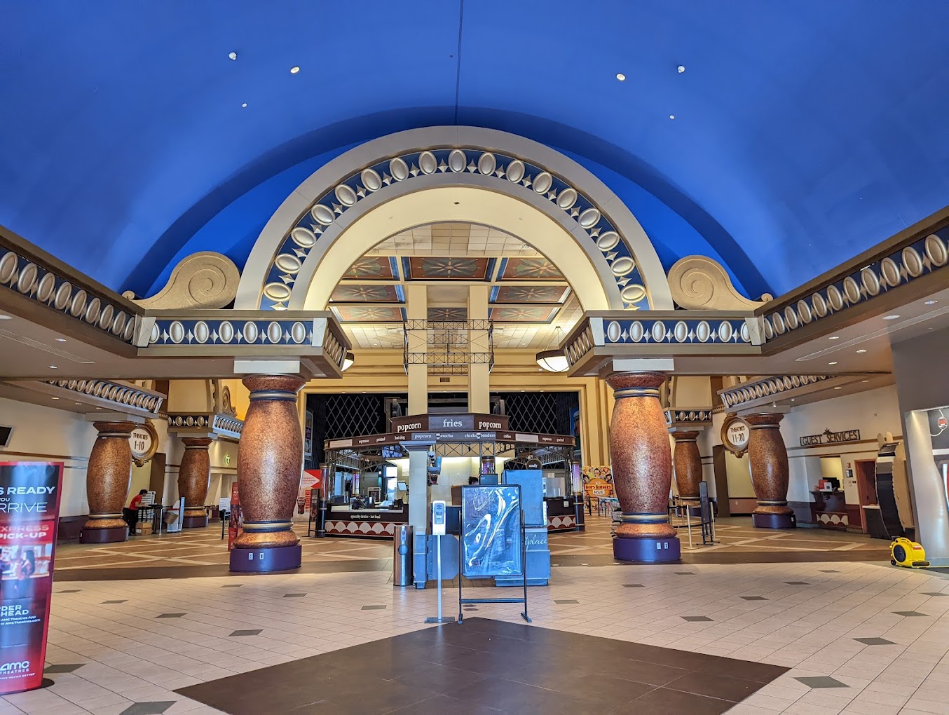 AMC Methuen 20 - Showtimes & Tickets