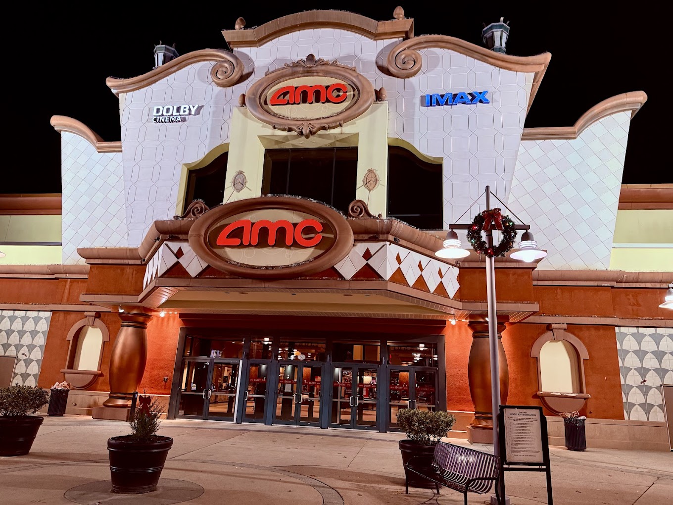 AMC Methuen 20 - Showtimes & Tickets