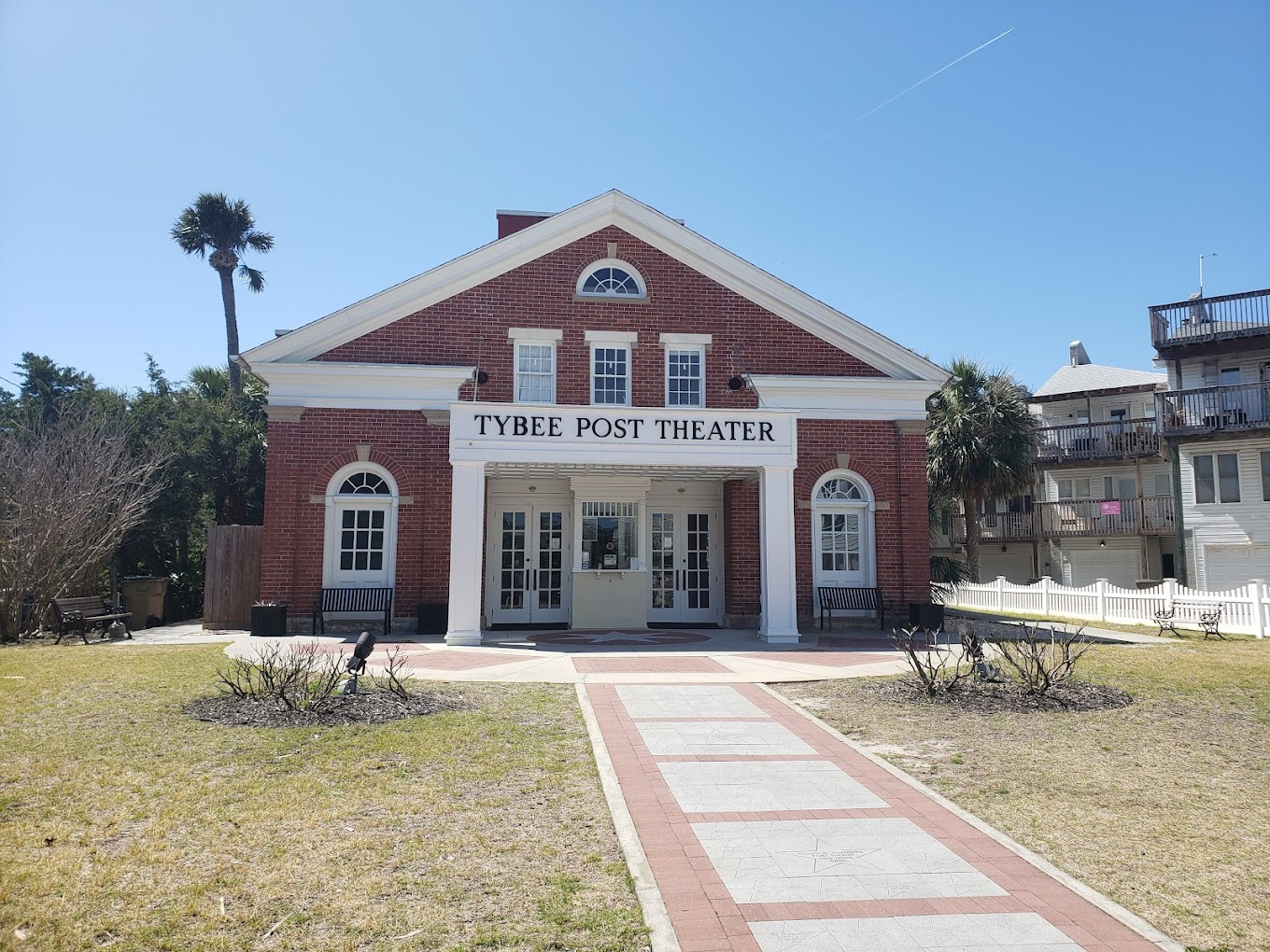 Tybee Post Theater - Showtimes & Tickets